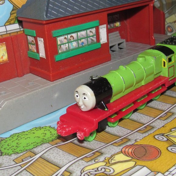 Thomas & Friends | Toys | Thomas Tank Engine Ertl Diecast Track Train ...